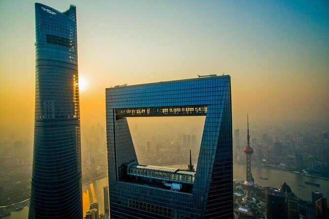 Private Arrival Transfer from Pudong Airport to Shanghai City Hotel - The Ride Experience: What to Expect