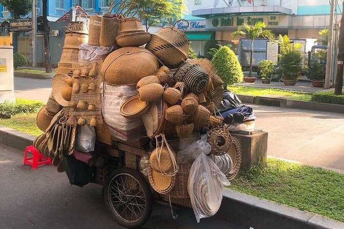 Private Arrival Transfer: Tan Son Nhat Airport to Ho Chi Minh City Hotels - Vehicle Comfort and Professionalism