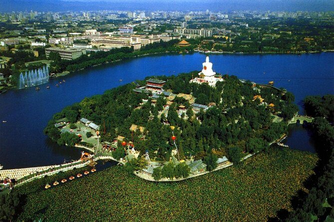 Private Beijing Jingshan Hill, Beihai, and Hutongs with Imperial Lunch/Dinner - Beihai Park: Imperial Gardens and Scenic Beauty