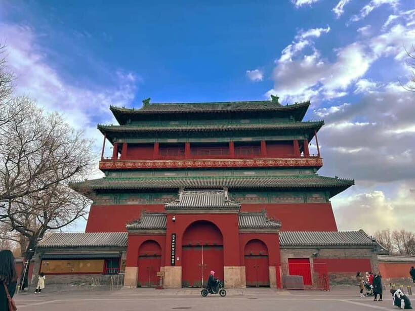 Private Bike Tour: Explore Beijing Highlights & Hidden Gems - Riding Through Tiananmen Square: Nighttime Majesty
