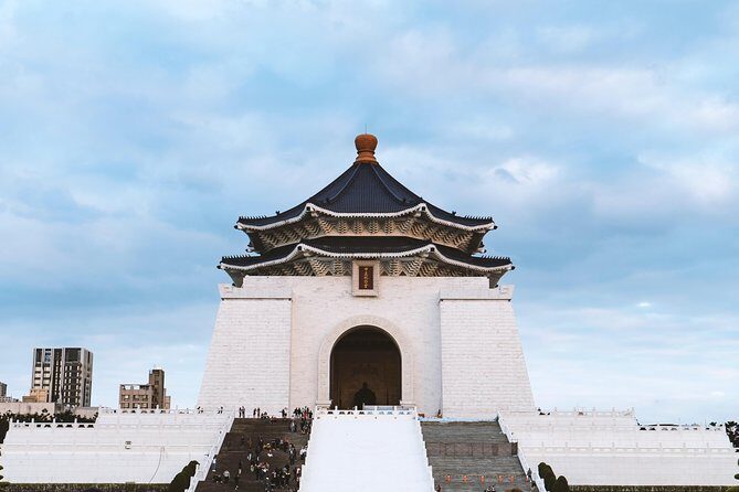 Private Car: 8 Hour Highly Customized Taipei City Exploration! - Detailed Breakdown of the Itinerary