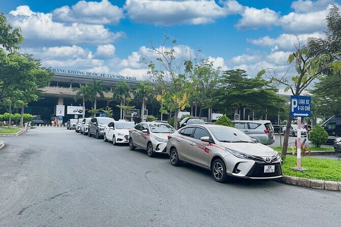 Private Car from Da Nang to Hue - The Scenic Route: Hai Van Pass and Beyond