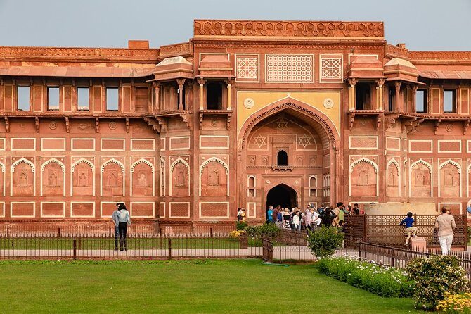Private City Tour Of Agra Including Lunch And Photos Taken At The Taj Mahal - The Itinerary Breakdown: What to Expect
