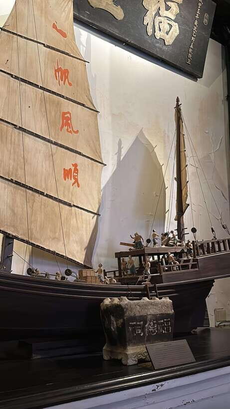 Private Customized Singapore Walking Tour - Neighborhoods Full of Life: Telok Ayer and Amoy Street