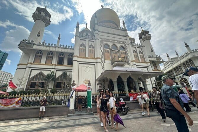 Private Customized Singapore Walking Tour - What Makes This Tour Stand Out