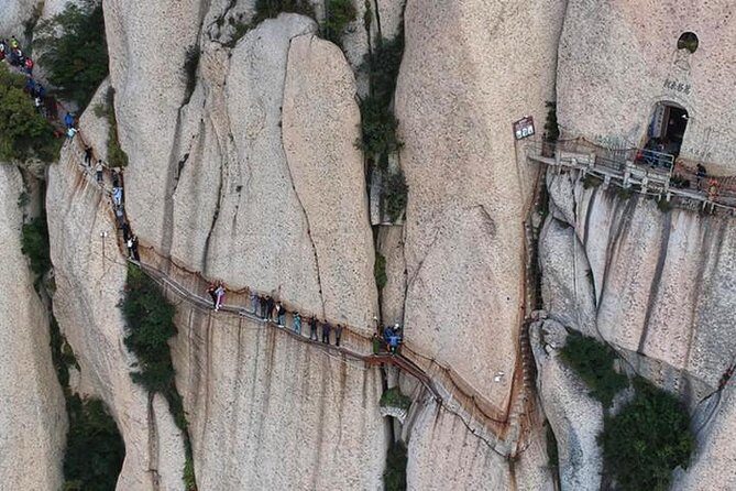 Private Day Tour of Mt. Huashan with Round-Trip Cable Car from Xi'an - The Itinerary in Detail