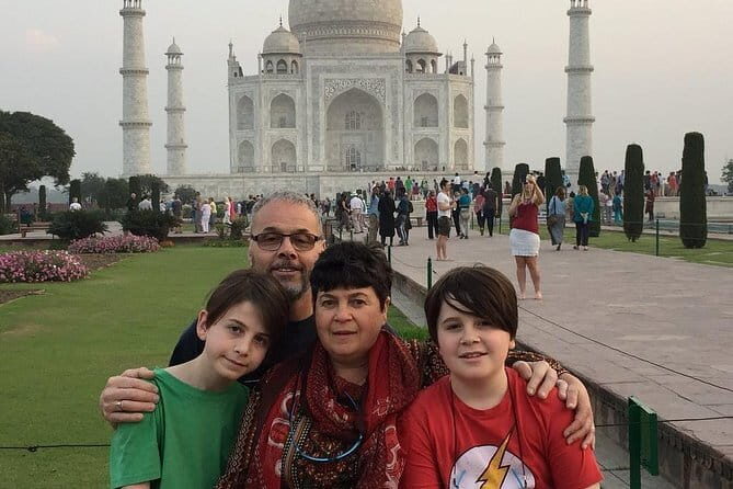 Private Day Tour To Agra Fort And Tajmahal From Jaipur By Car - Analyzing the Value