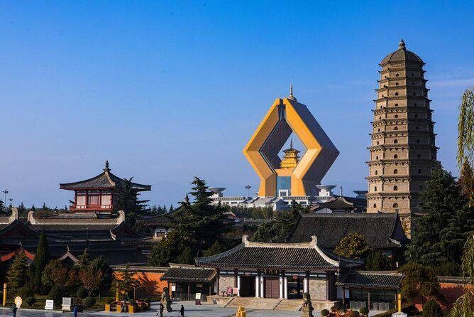 Private Day Tour to FaMen Temple and Vegetarian food Experience - The Vegetarian Food Experience