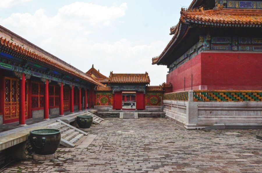 Private Day Tour to Tiananmen Square, Forbidden City&Hutong - Authentic Insights from Past Travelers