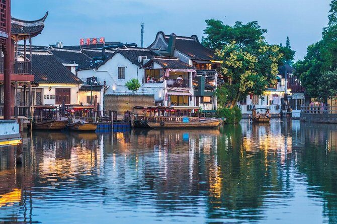 Private Day Tour to Zhujiajiao Water Town and Shanghai City Highlights - Customization and Flexibility