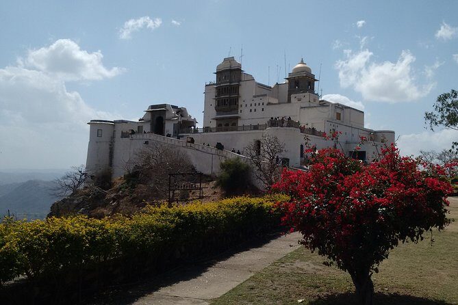 Private Day Tour: Udaipur to Sajjangarh fort (Monsoon Palace) - Benefits of the Private Tour Format