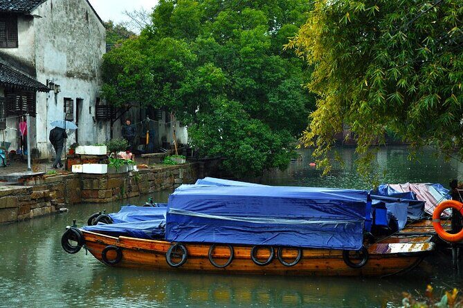Private Day Tour: Zhouzhuang Water Town From Shanghai - An In-Depth Look at the Tour Experience