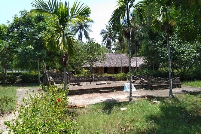 Private Day Trip To Visit MY LAI MASSACRE from Hoi an or Da Nang City - Detailed Breakdown of the Itinerary