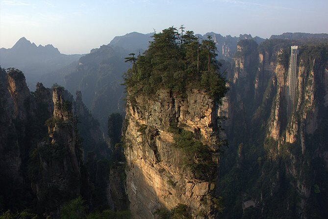 Private Discovery DayTour to Tianzi Mount-Yuanjiajie Avatar Mount and Night Show - Key Points