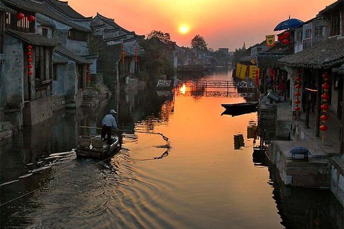 Private Fengjing and Xitang Water Town Sunset Boating Tour with Dinner from Shanghai - What the Tour Includes and What to Consider