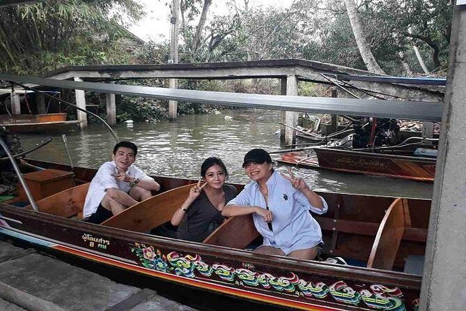 Private Floating Market and Historical Ayutthaya Sightseeing Tour - Stepping Back in Time at Ayutthaya: Thailand’s Ancient Capital