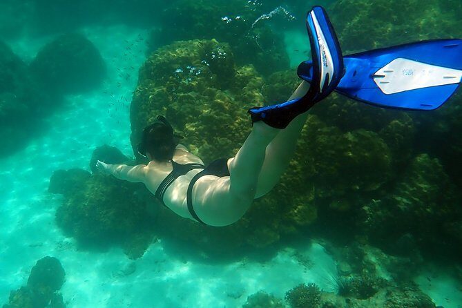 Private Full-Day Blue Dragon Yacht to Angthong National Marine Park - The Enchanting Emerald Lake