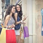 Private Full Day New Delhi And Old Delhi Customized Shopping Tour - Exploring Delhi’s Market Scenes