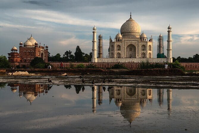 Private Full Day Tajmahal and Agra Tour from Delhi By Train - Practicalities and What to Expect