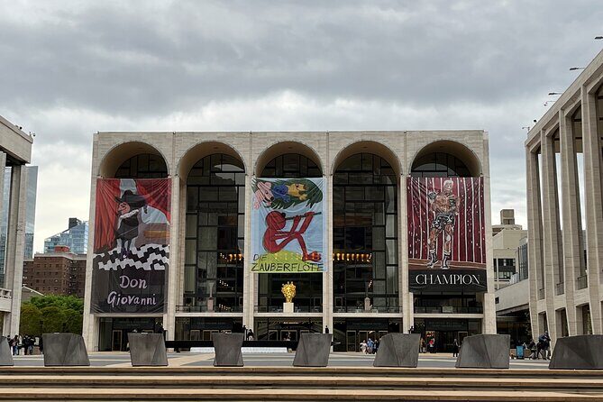Private Ghostbusters Movie Sites Guided Tour - A Closer Look: What the Tour Offers