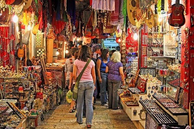 Private Guided Delhi Shopping Tour with Transfers - Why You Should Consider This Tour