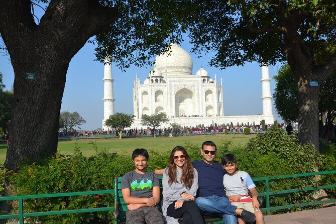 Private Guided Trip To Taj Mahal with Skip The Line Entry Ticket - Exploring Agra Fort: Mughal Majesty