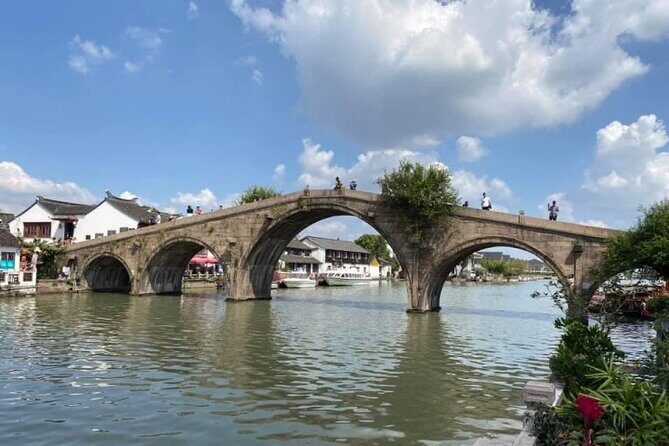 Private Half Day Tour: Zhujiajiao Water Town with Gondola Ride - Transportation and Duration