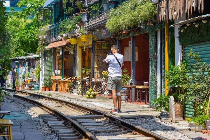 Private Hanoi Walking Tour with visit Train Street - A Closer Look at the Tour: What’s Included and What to Expect