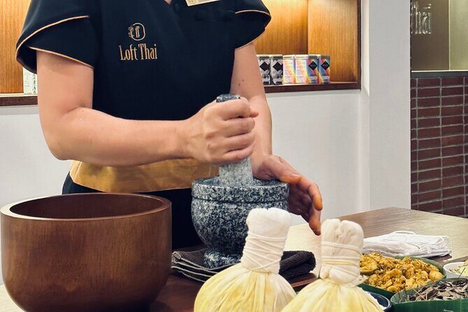 Private Herbal Compress Workshop with Massage in Thailand - Who Should Consider This Tour?