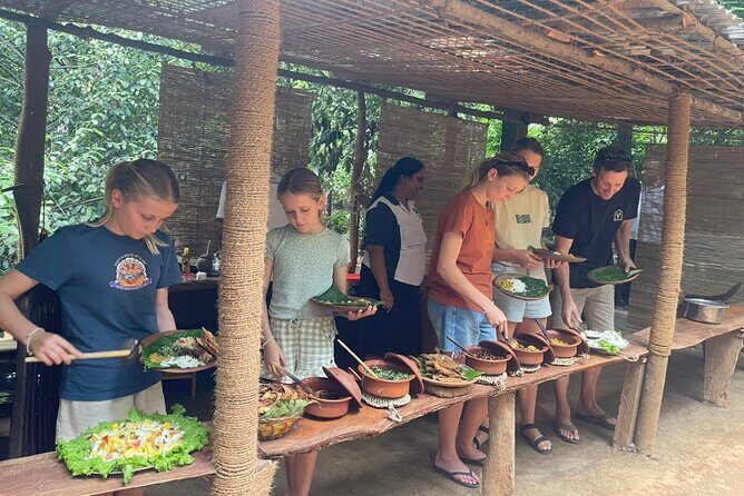 Private Kandy Authentic Cooking Class - Reflecting on Reviews: Authenticity and Management