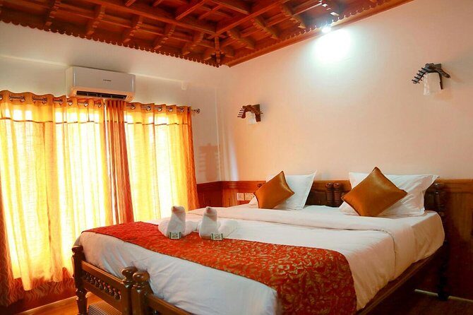 Private Kerala Backwaters Houseboat Cruise with Lunch from Kochi - A Thorough Breakdown of the Itinerary