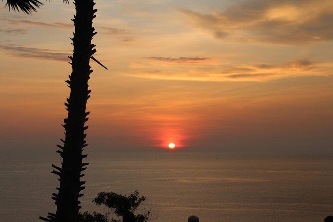 Private local city tour with english speaking driver - Itinerary Breakdown: What to Expect at Each Stop