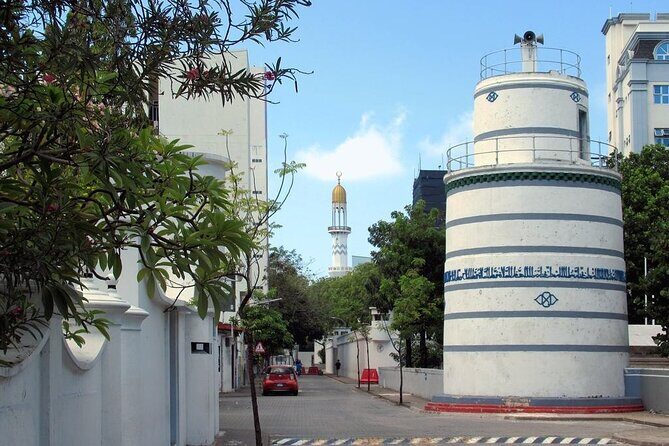 Private Male City Walking Tour with optional Vilimale tour - Including Vilimale Island: A Bonus Perspective