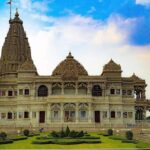Private Mathura and Vrindavan day tour from Delhi by Car - All Inclusive - Vrindavan: Land of Devotion and Play