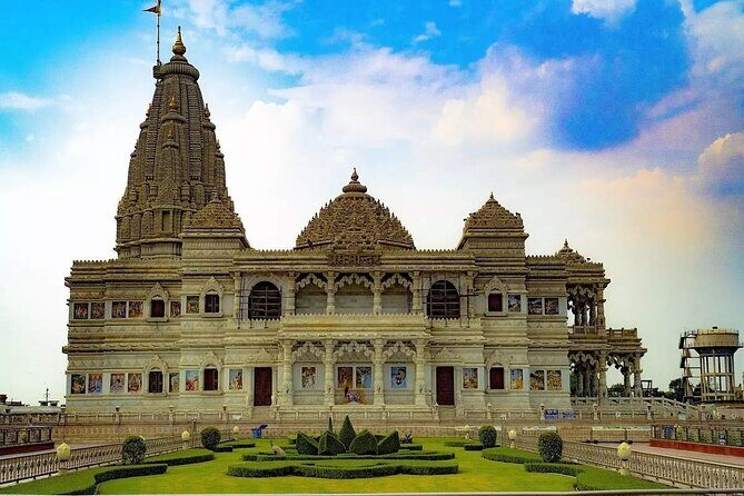 Private Mathura and Vrindavan day tour from Delhi by Car - All Inclusive - Vrindavan: Land of Devotion and Play