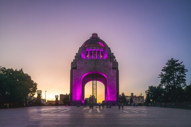 Private Mexico Night tour - Stop 4: Paseo de la Reforma