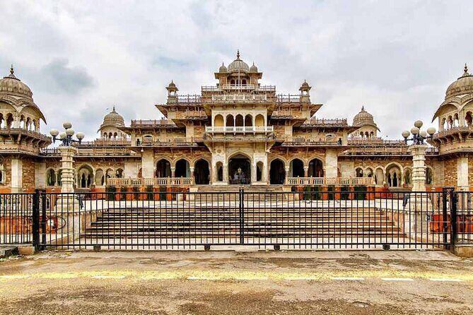 Private One Way Transfer From Pushkar To Jaipur In AC Vehicle - How This Transfer Sets Itself Apart