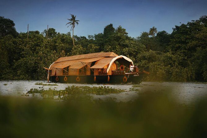 Private Overnight Alleppey Houseboat Cruise from Kochi - Who Will Love This Tour?