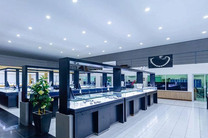 Private Phuket City and Shopping Tour - Factory and Shop Visits: A Peek into Local Craftsmanship