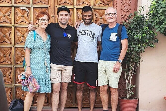 Private Same Day Jaipur Tour with Guide from Delhi - What’s Included and What’s Not