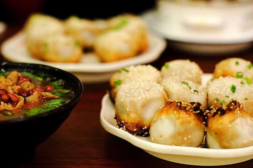 Private Shanghai Street Food Tasting and Old Town Walking - Practical Tips for the Tour