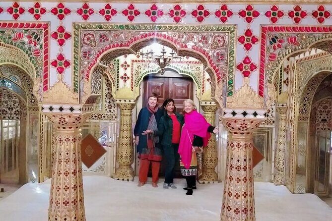 Private Sightseeing Day Tour from Jaipur to Delhi - Practicalities and Tips