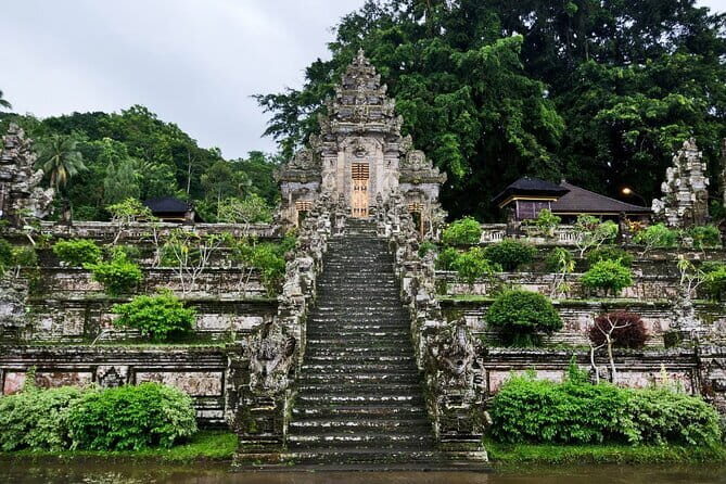 Private Sightseeing Tour of Bali with Transfer Included - Real Traveler Feedback: What People Love