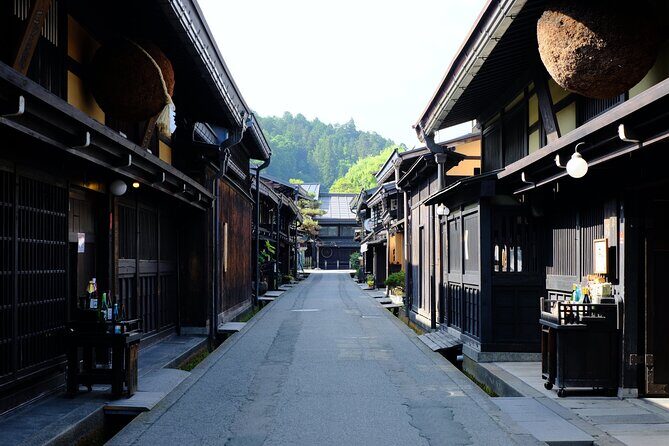 Private Sightseeing Tour to Shirakawago and Takayama from Nagoya - What’s Included