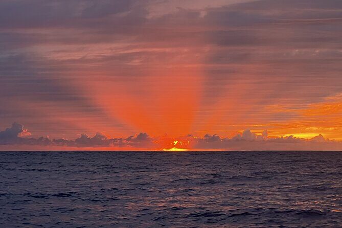 Private Sunset Cruise in Kona - The Itinerary: What to Expect