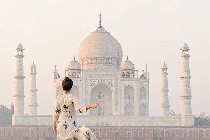 Private Taj Mahal Agra Day Tour from Gurgaon/Gurugram - Why This Tour Offers Good Value