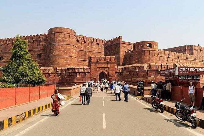 Private Taj Mahal & Agra Fort Guided Tour from Delhi - Detailed Overview of the Itinerary