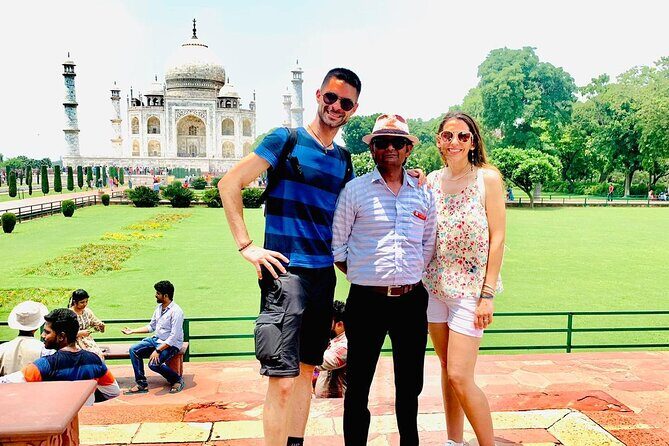 Private Taj Mahal Sunrise and Agra Fort Tour from Delhi By Car - Exploring the Taj Mahal