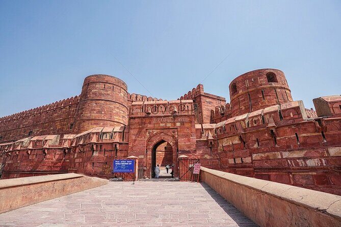Private Taj Mahal Tour from Delhi by Car - Agra Fort: The Emperor’s Seat of Power