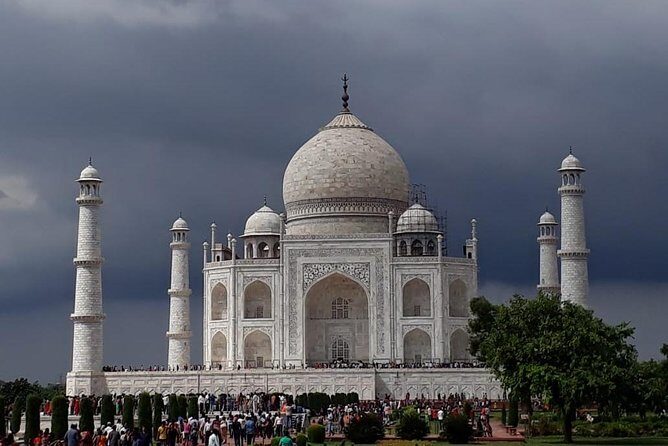 Private TajMahal & Agra Fort tour from Delhi by Train - Why the Value is Here